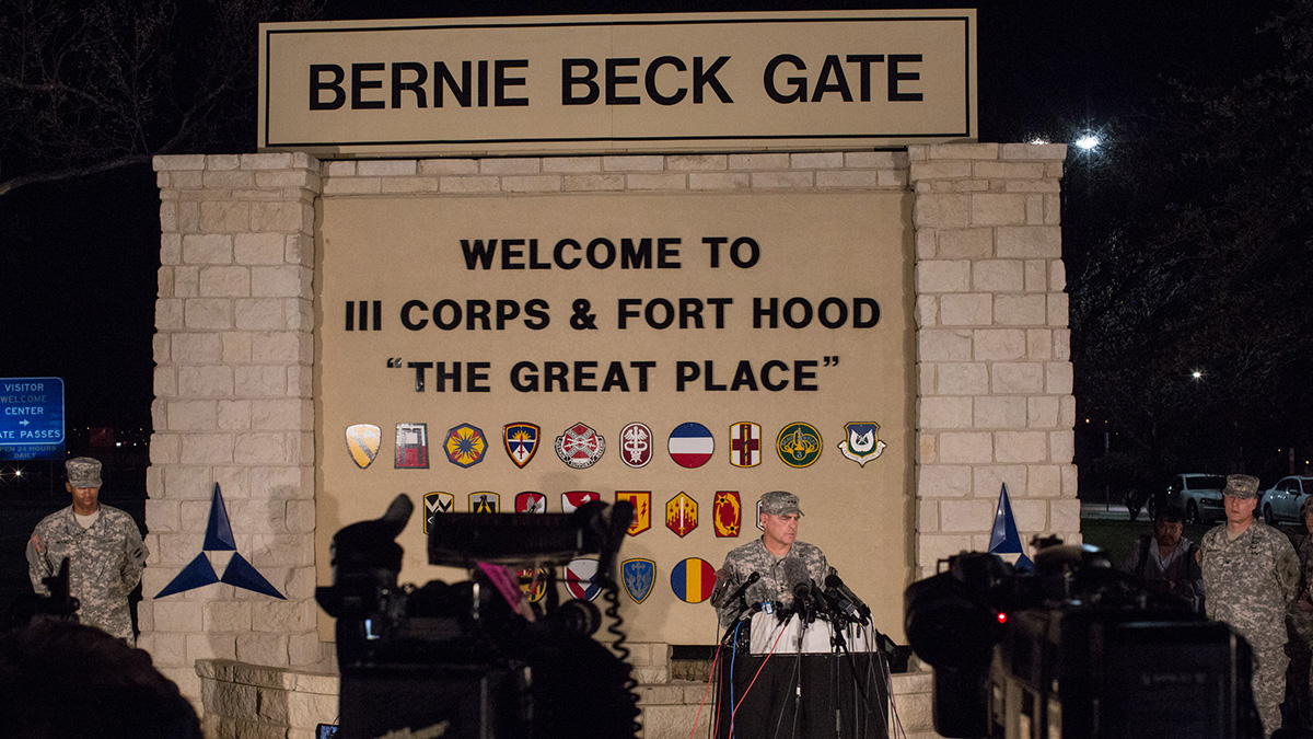 Un ginecólogo del ejército en Texas es acusado por grabar en secreto a ...