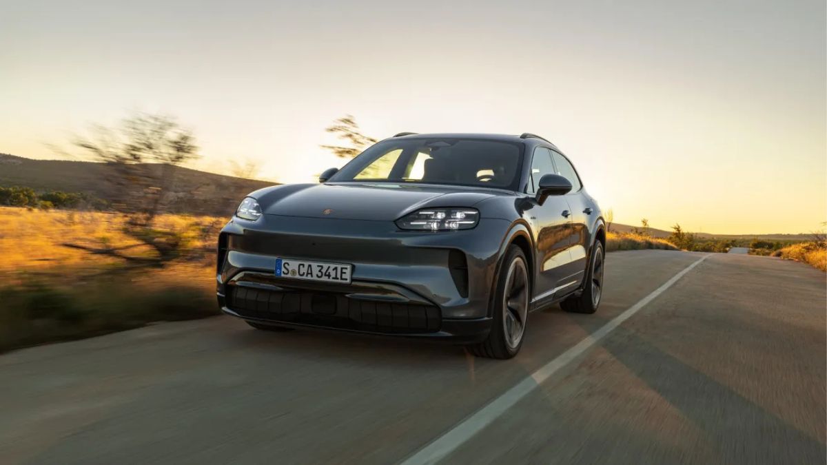 Porsche rompe récord con el nuevo Cayenne Electric - La Opinión