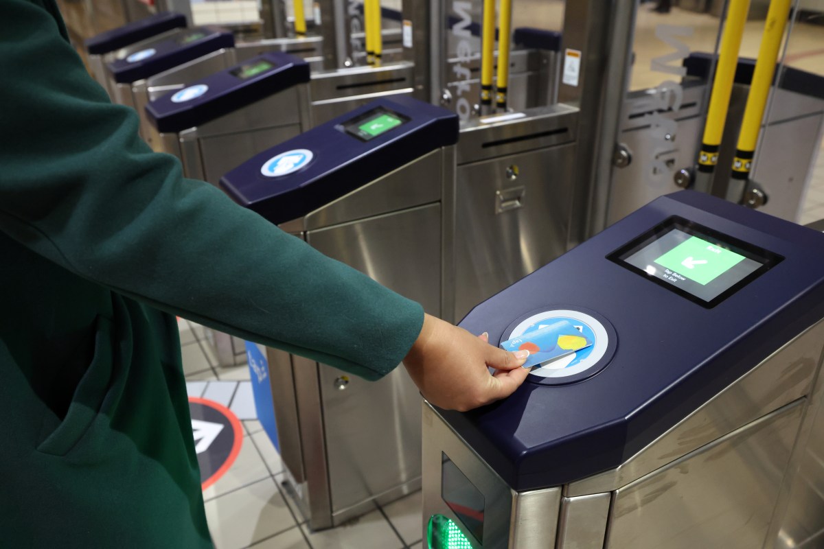 Metro regresa el programa TAP-to-Exit en Los Ángeles - La Opinión