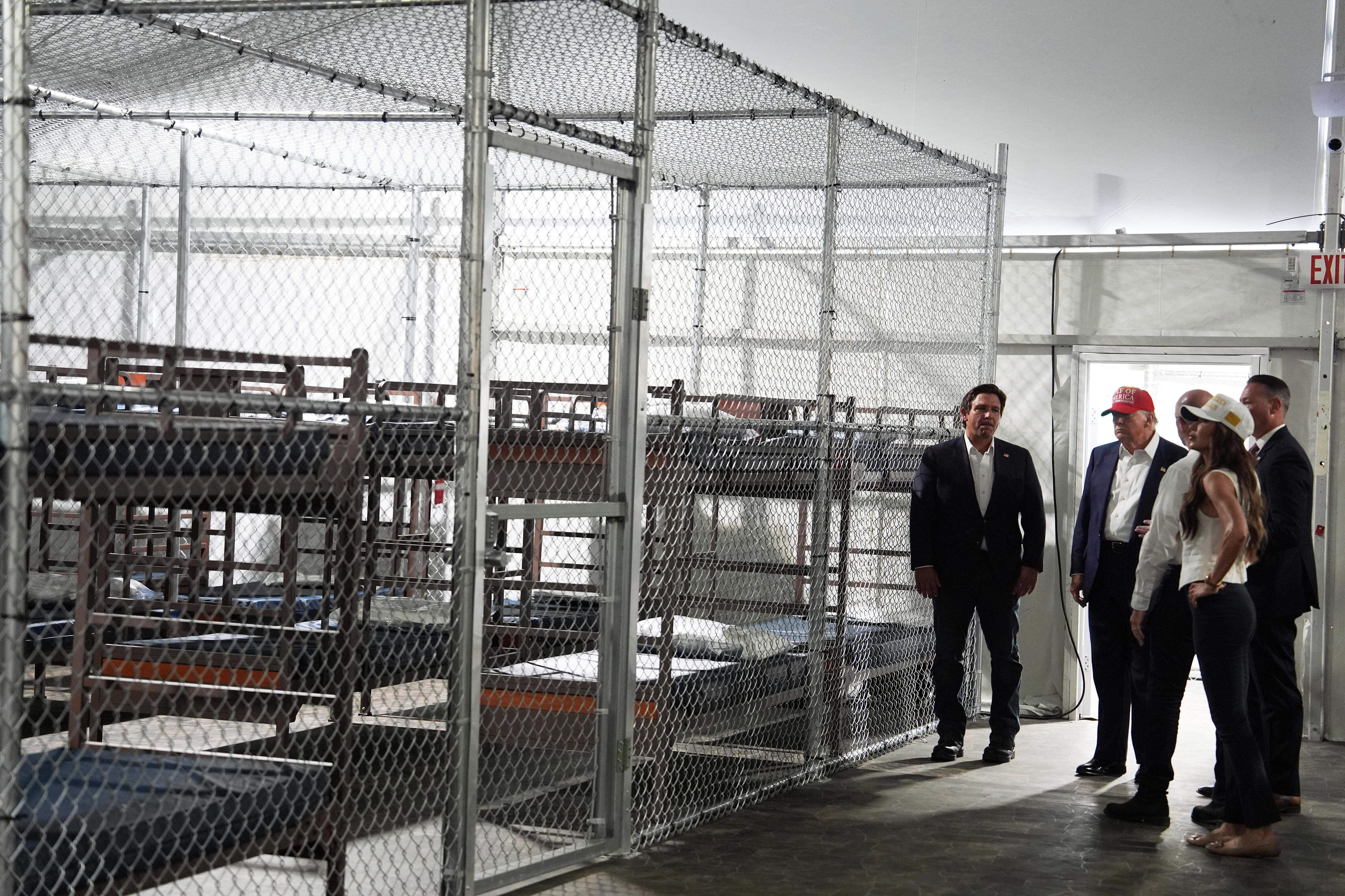 AI denuncia 'tortura y desapariciones’ en Alligator Alcatraz y Krome ...