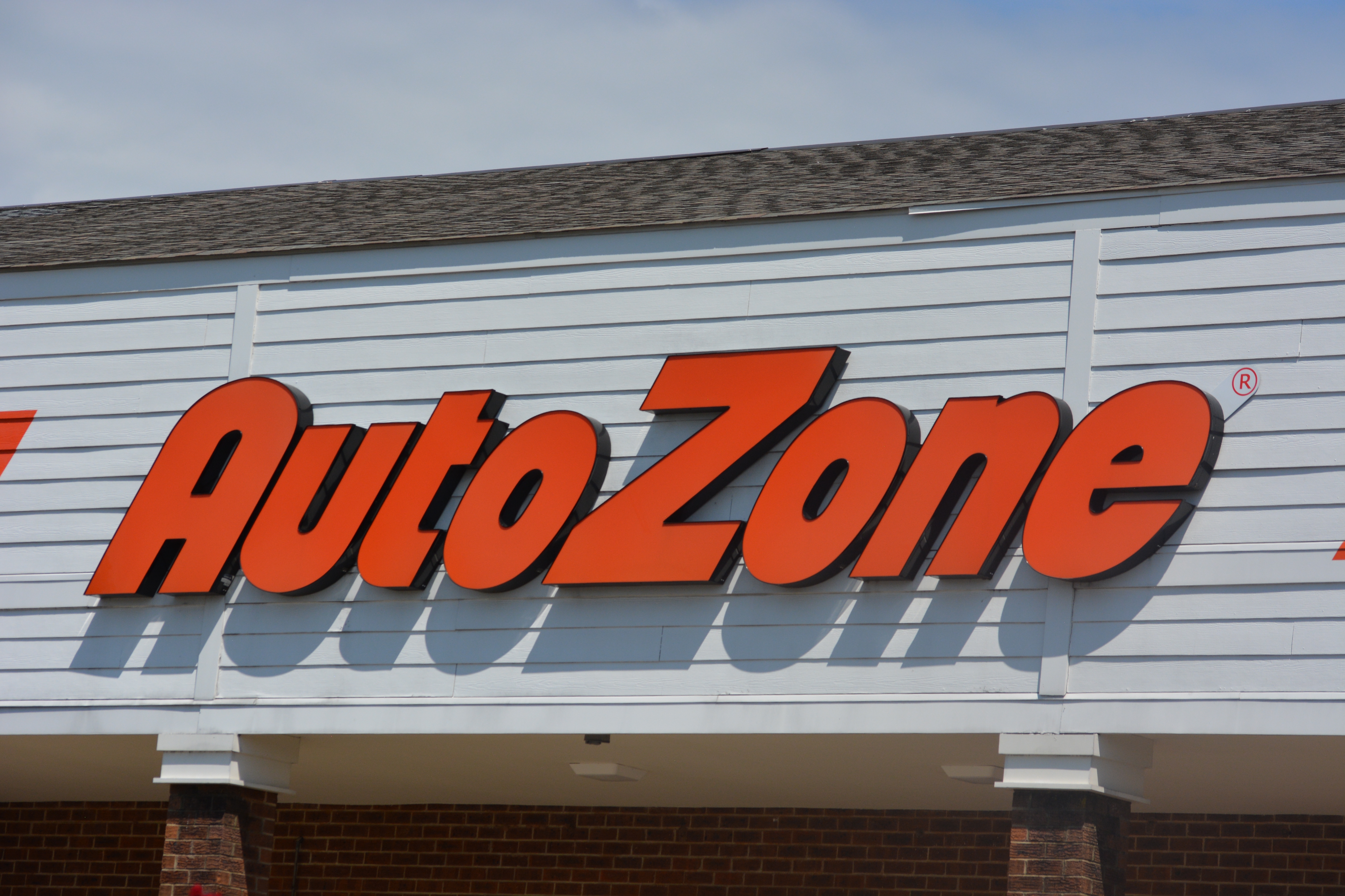 AutoZone expande su presencia con la apertura de 53 tiendas adicionales ...