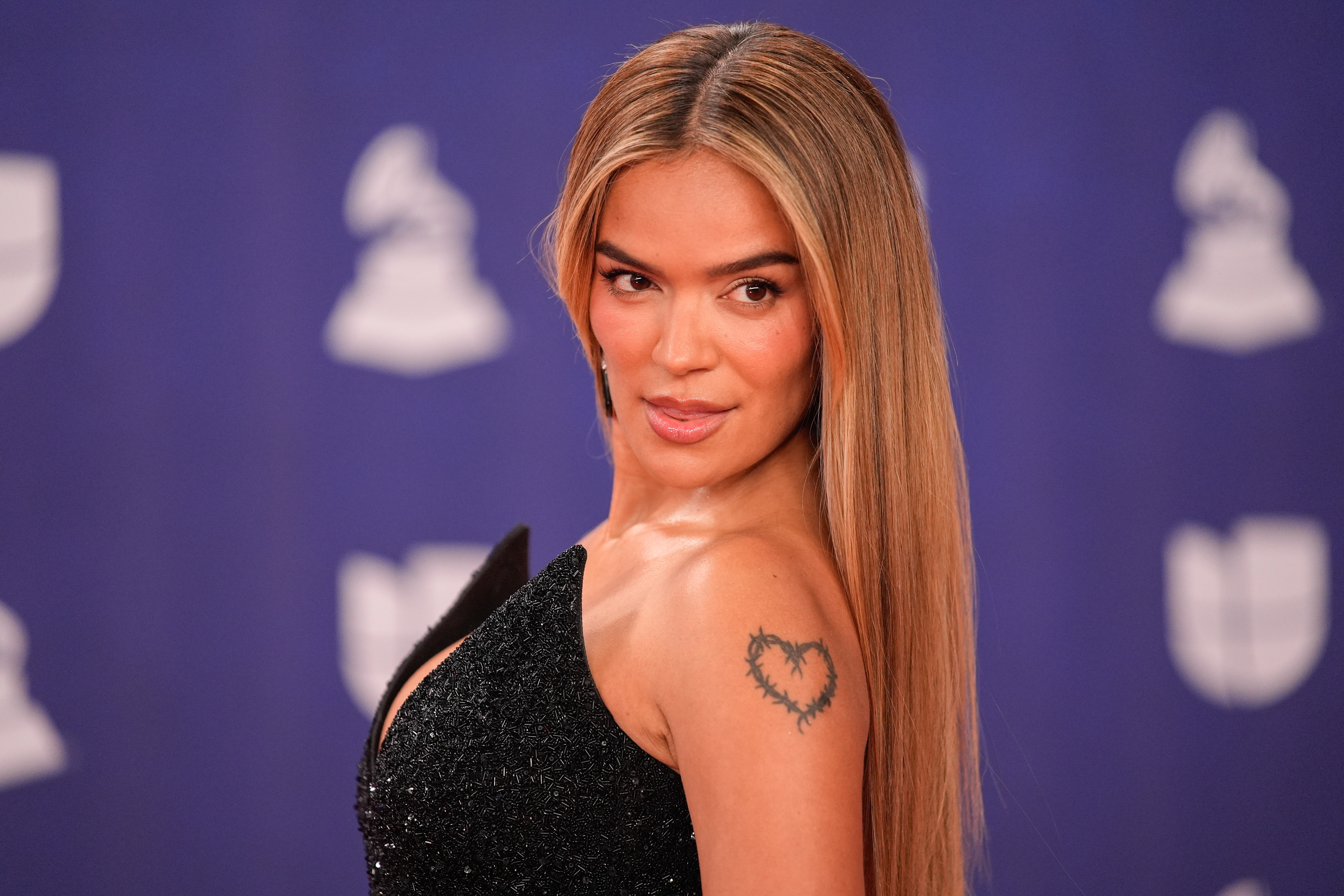 Karol G publicó su documental La PremiEre en su canal de YouTube - La Opinión