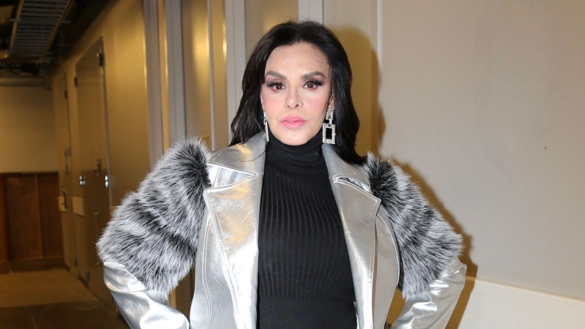 Lucía Méndez sostiene su postura y asegura que Juan Gabriel está vivo ...