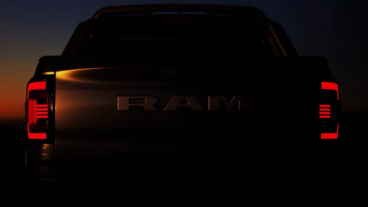 Ram revive la Dakota y vuelve al corazón del segmento mediano - La Opinión