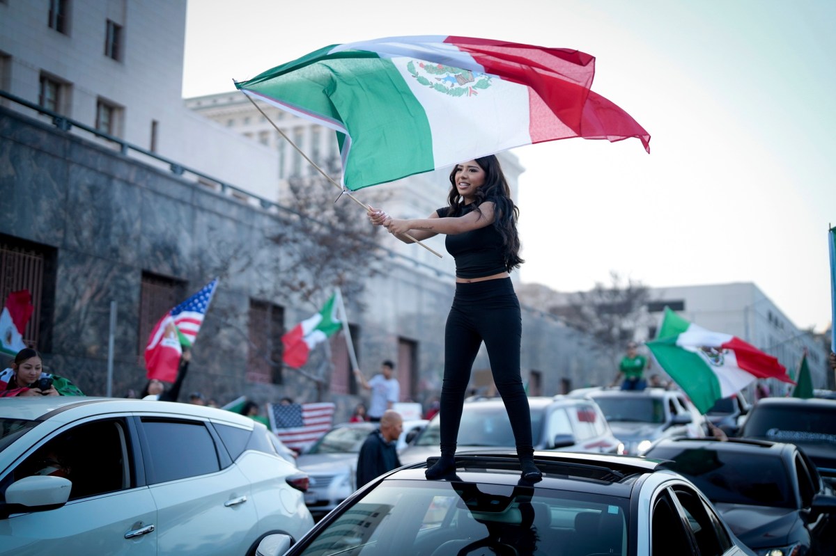 Libro apoyado por Trump coloca a México y a sus inmigrantes como ...