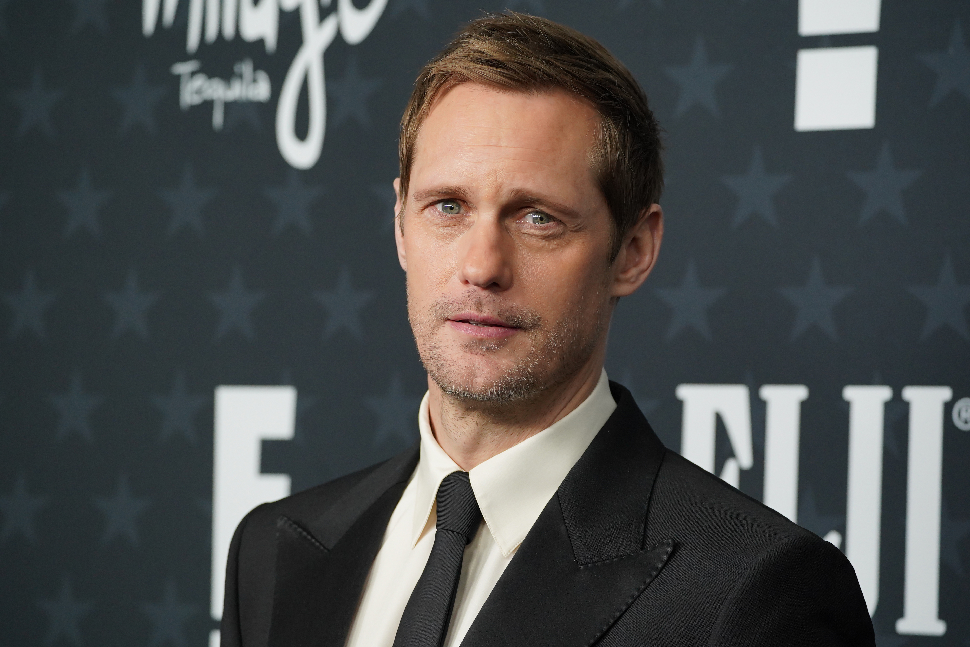 Alexander Skarsgård responde a los rumores sobre su sexualidad: "No ...