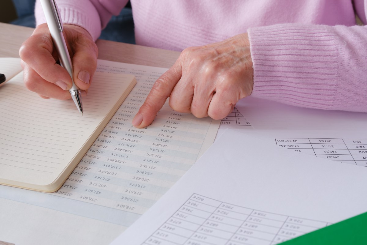 Cambios fiscales afectan a los ahorradores para la jubilación - La Opinión