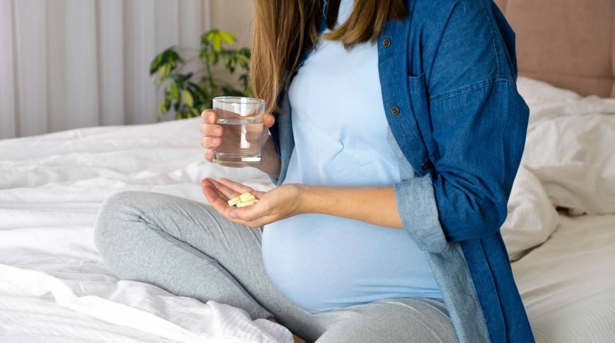 Estudio recomienda suplir falta de hierro durante el embarazo - La Opinión