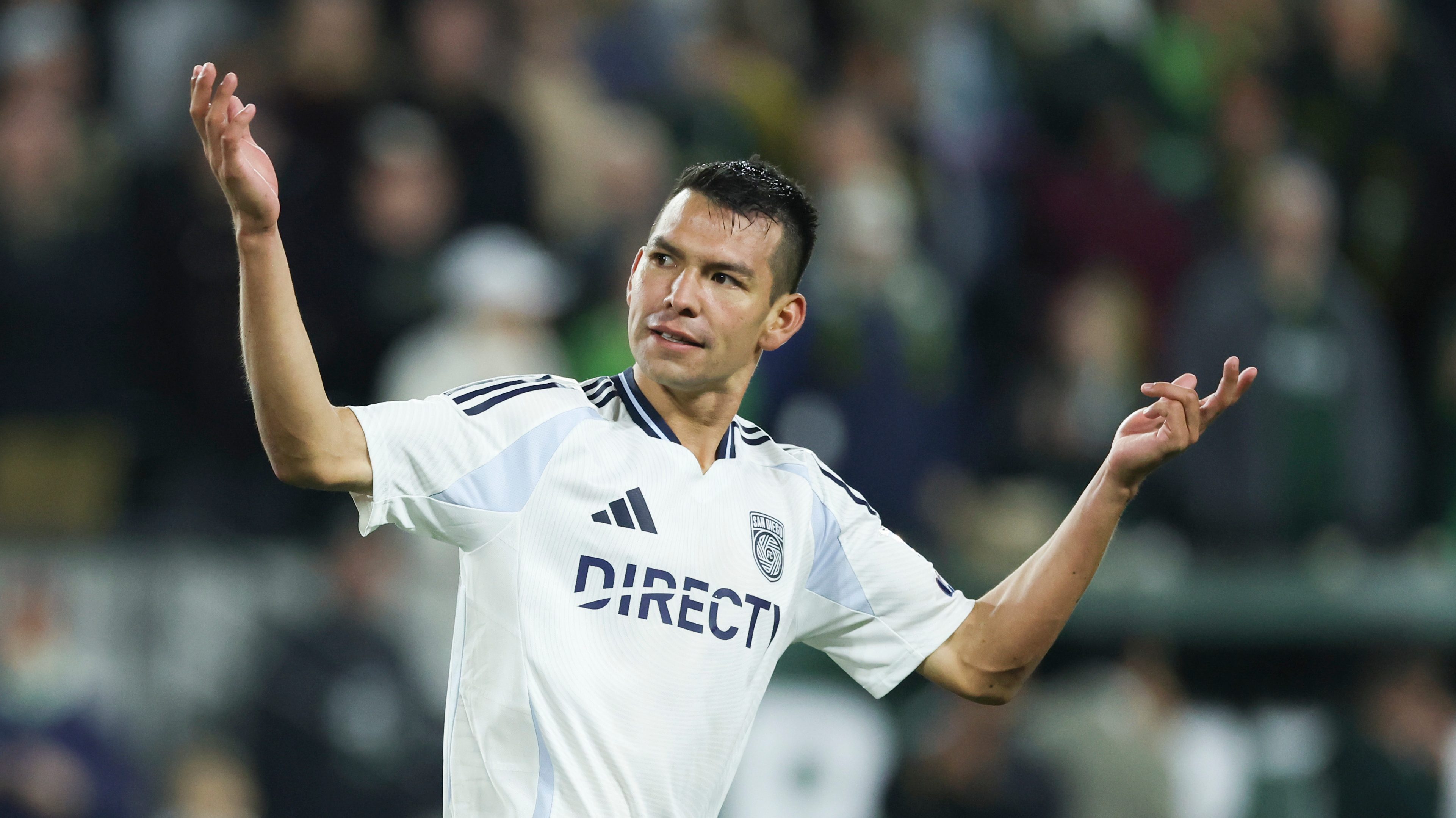 Hirving Lozano fue criticado por su hermano - La Opinión