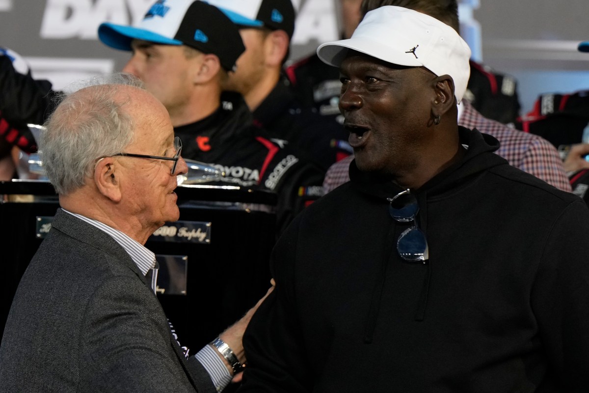 Equipo de Michael Jordan gana 500 Millas de Daytona gracias a Tyler ...