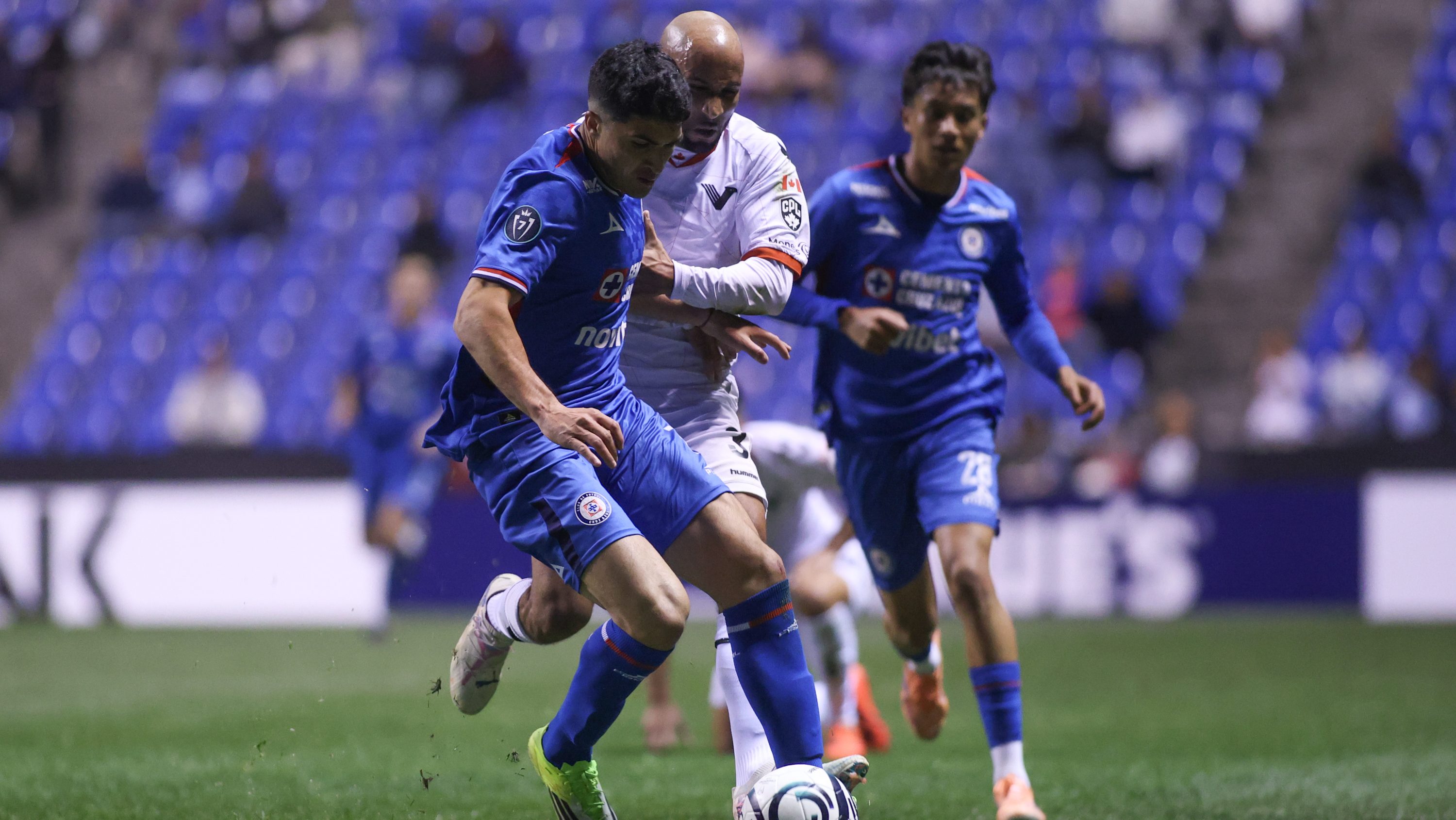 Cruz Azul le paso por encima al Vancouver FC 5-0 y ahora enfrentará a ...