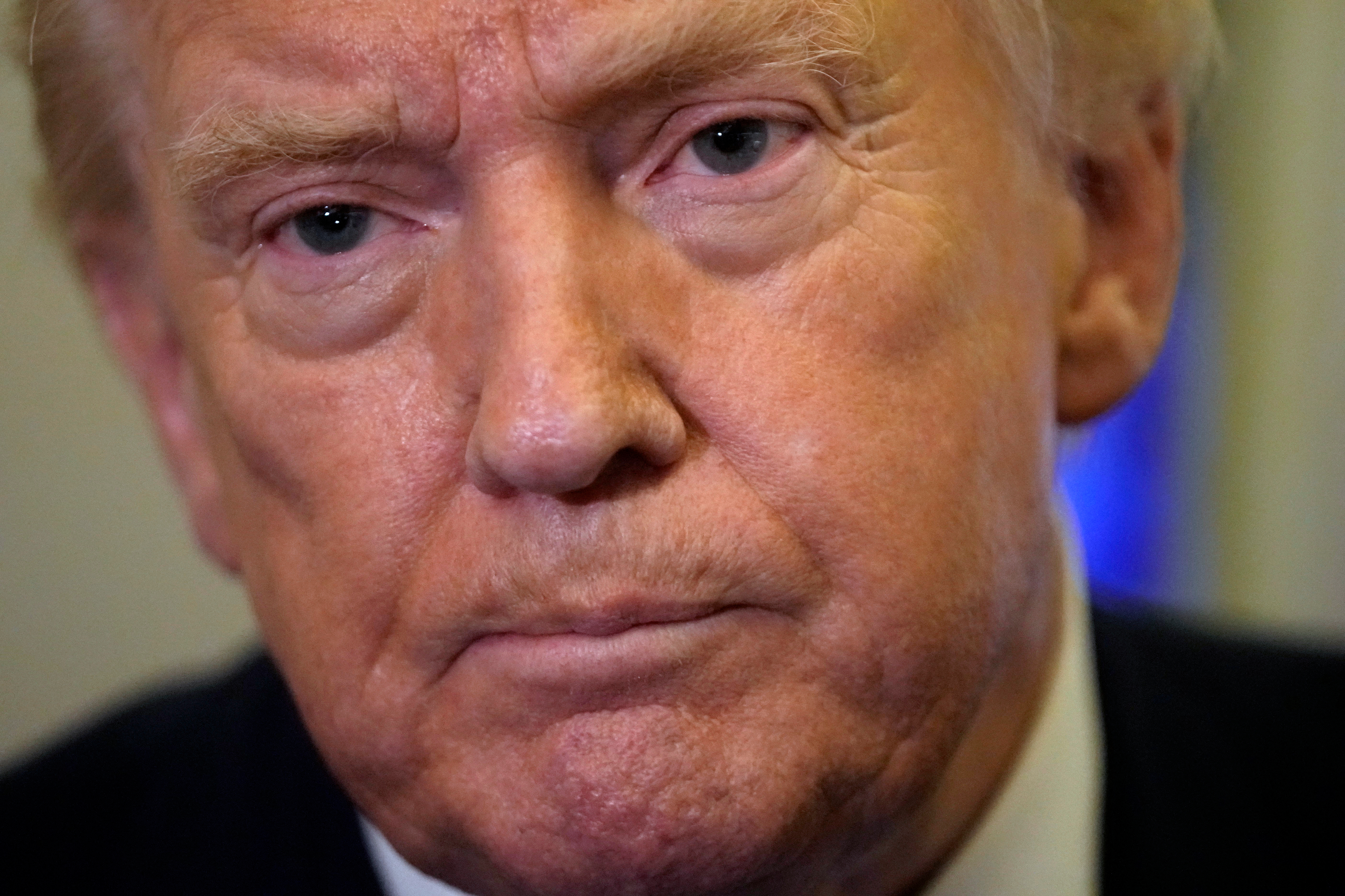 Mayoría de estadounidenses creen que Trump se ha vuelto errático con la ...