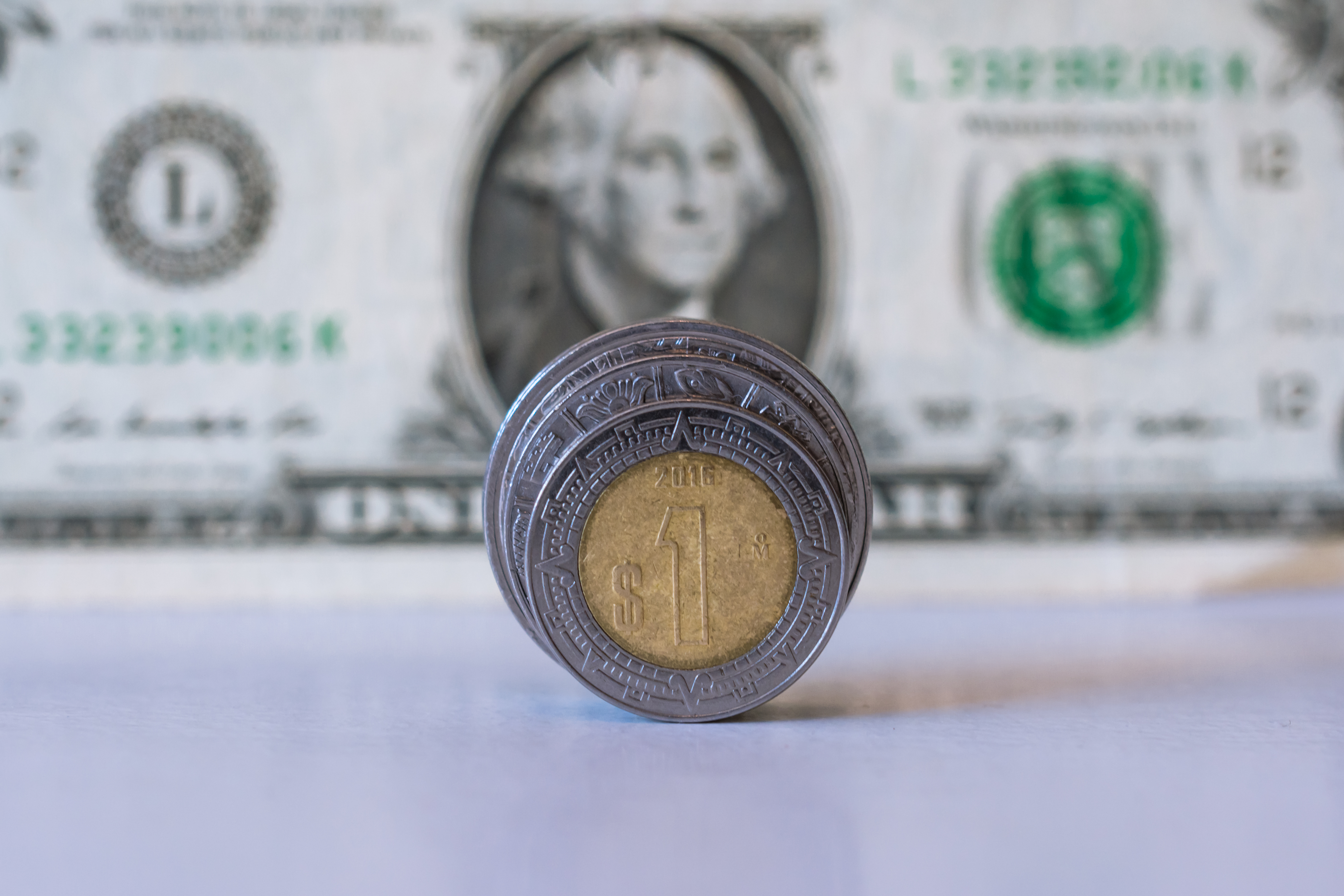 Precio del dólar en México hoy, 25 de marzo 2026 - La Opinión