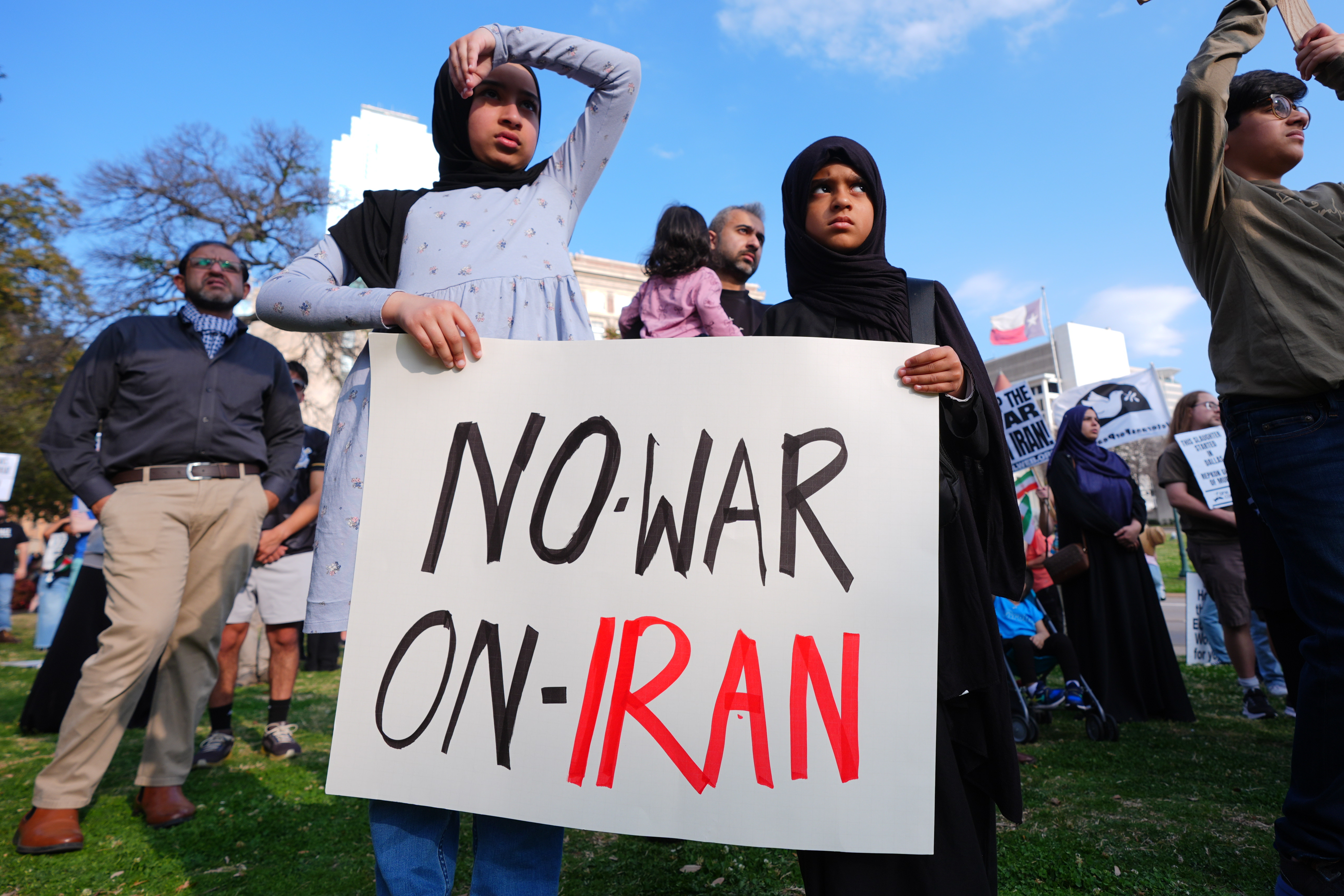 La guerra de Trump contra Irán llevará al país al abismo económico - La ...