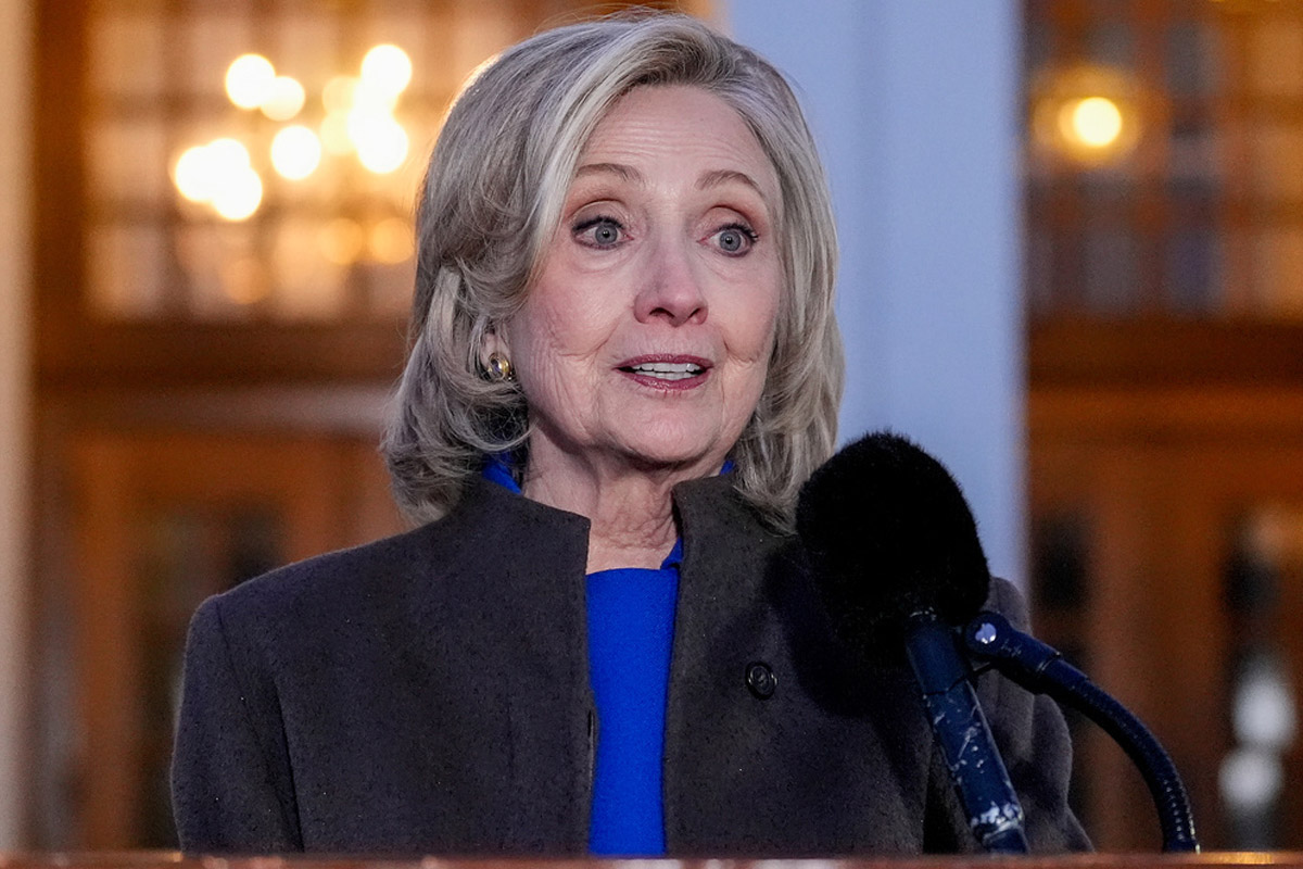 Hillary Clinton se mofa de la posibilidad de ver la cara de Trump ...